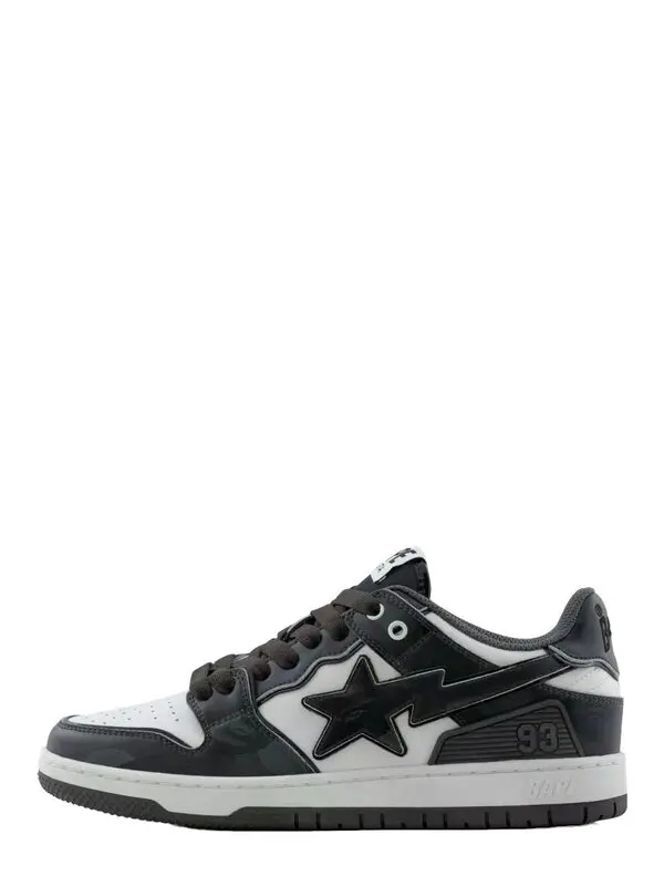 A BATHING APE Star Detail Lace-up Sneakers - Black