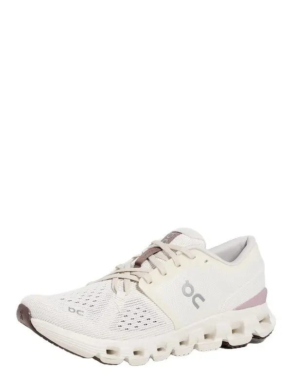 On Cloud X 4 Sneakers - Ivory/heron