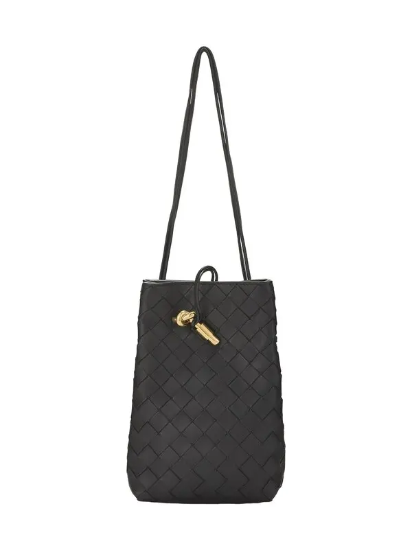 Bottega Veneta Intrecciato Andiamo Pouch - Black