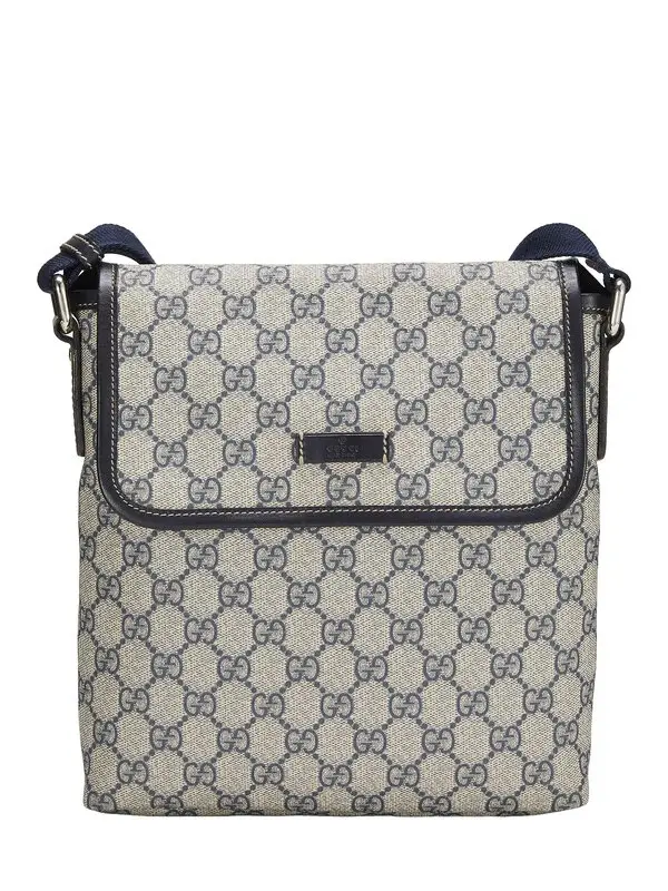 Gucci Gg Supreme Flap Messenger - Navy