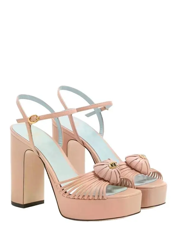 Valentino Garavani Coeur Royal Flower Platform Sandals - Pink