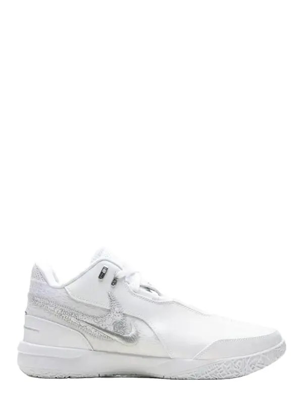 Nike Zoom Lebron Nxxt Gen Ampd Sneakers - White