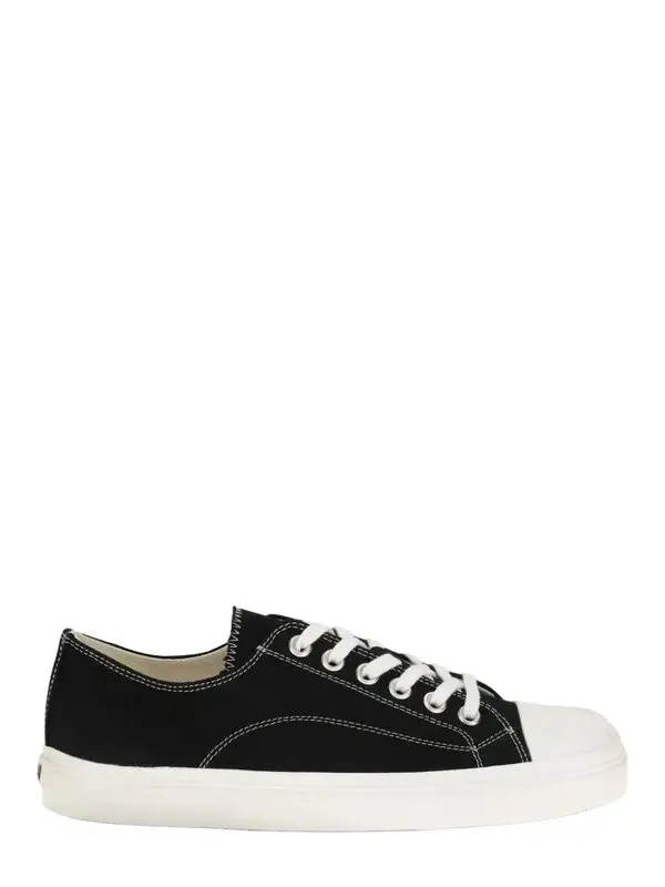 Moschino Contrast Toe Cap Sneakers - Black