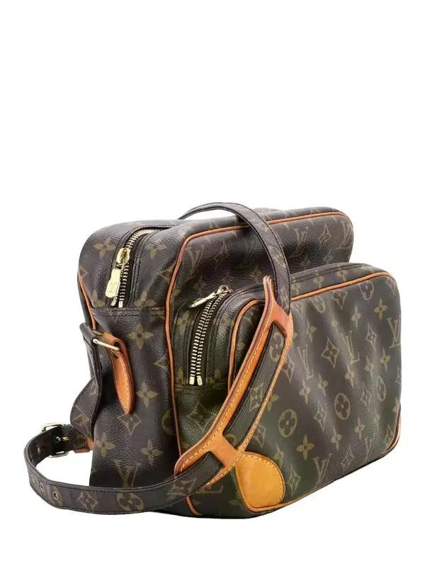 LOUIS VUITTON Nil Messenger Bag Monogram Canvas 28 Crossbody Bag - Brown