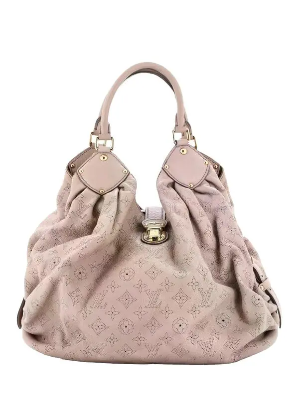LOUIS VUITTON Xl Mahina Leather Hobo Bag - Neutrals