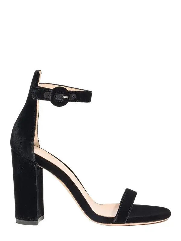 GIANVITO ROSSI Gaeta Velvet Sandals - Black