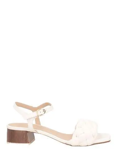 STUART WEITZMAN Leather Sandals - Off White