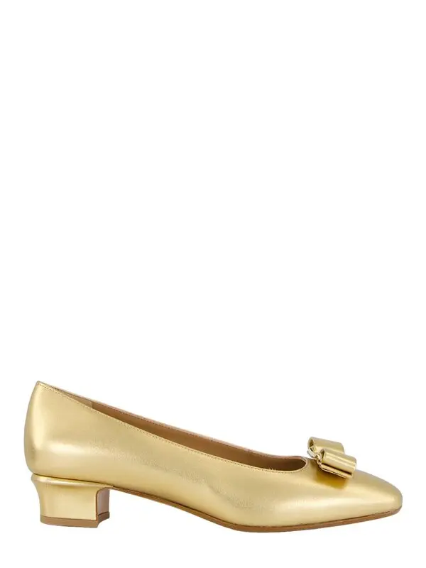 FERRAGAMO Laminated Nappa Vara Bow Pumps - Gold