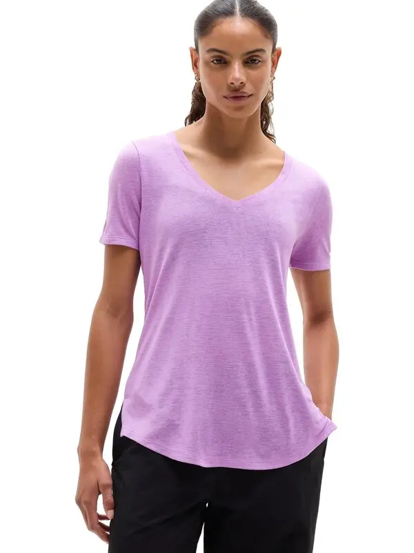 Athleta Breezy Scoop V-neck Tee - Wildflower