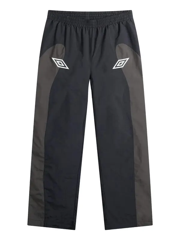 UMBRO BY SLAM JAM Guarding Tracksuit Pant - Black/charcoal