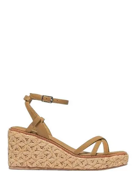 Bernardo Cario Wedge Sandal - Sand