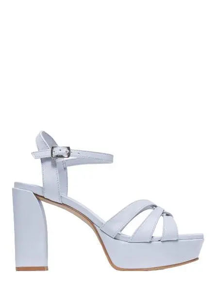 Bernardo Vittoria Platform Sandal - Powder Blue