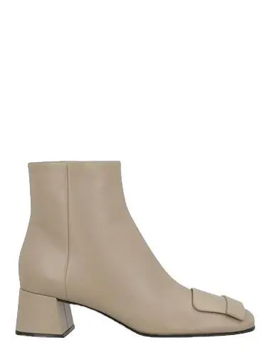 SERGIO ROSSI Pebbled Leather Ankle Boots - Beige
