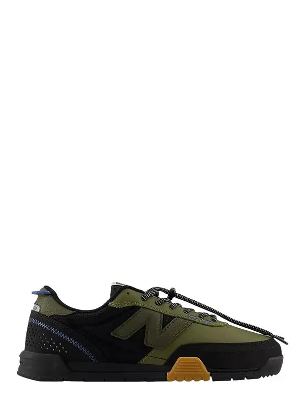NEW BALANCE Numeric 440wv2 Sneakers - Black