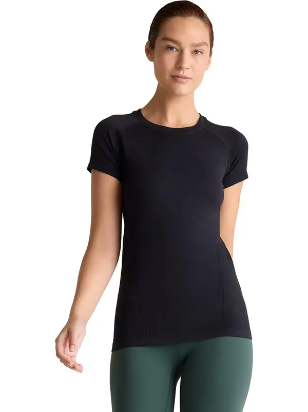 Quince Seamless Short Sleeve Tee - Black