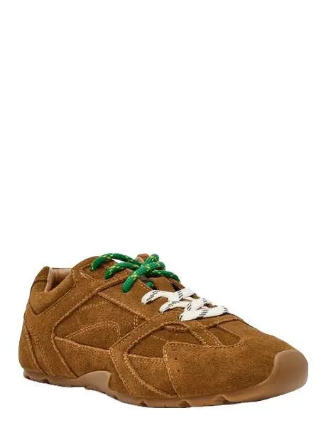Steve Madden Aziel Sneaker - Camel Suede