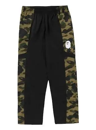 A BATHING APE 1st Camo Relaxed Fit Track Pants - Green