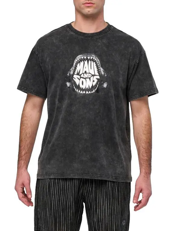 MAUI & SONS Shark Teeth Mineral Wash Cotton Graphic T-shirt - Black