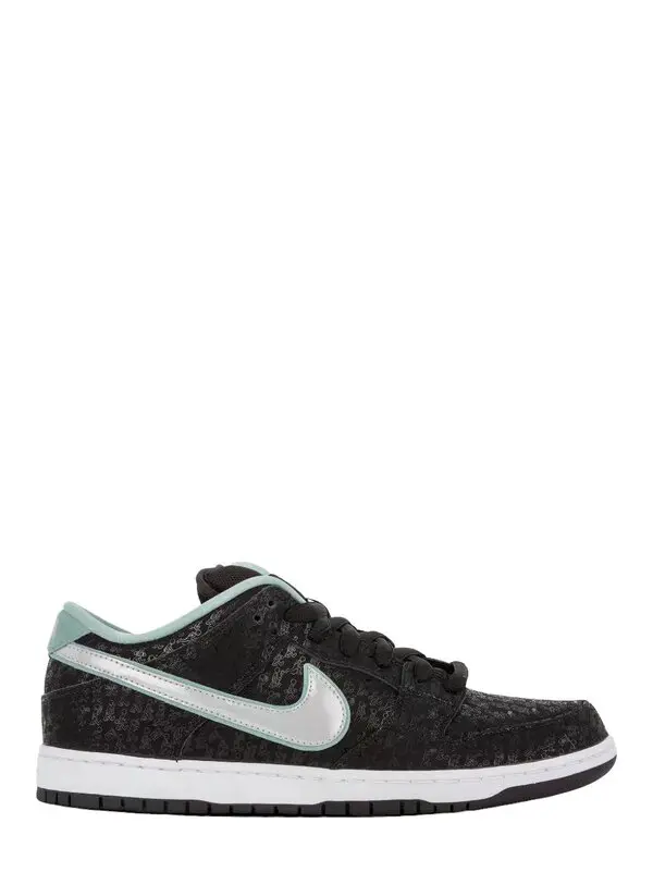 Nike Dunk Low Pro Premium Sneakers - Black
