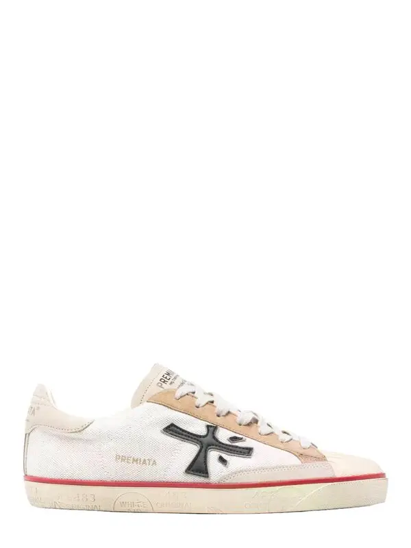 Premiata Steven 8052 Appliqué Sneakers - Neutrals