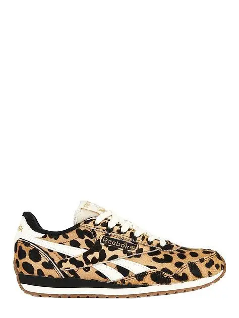 REEBOK Classic Az Sneaker - Tan