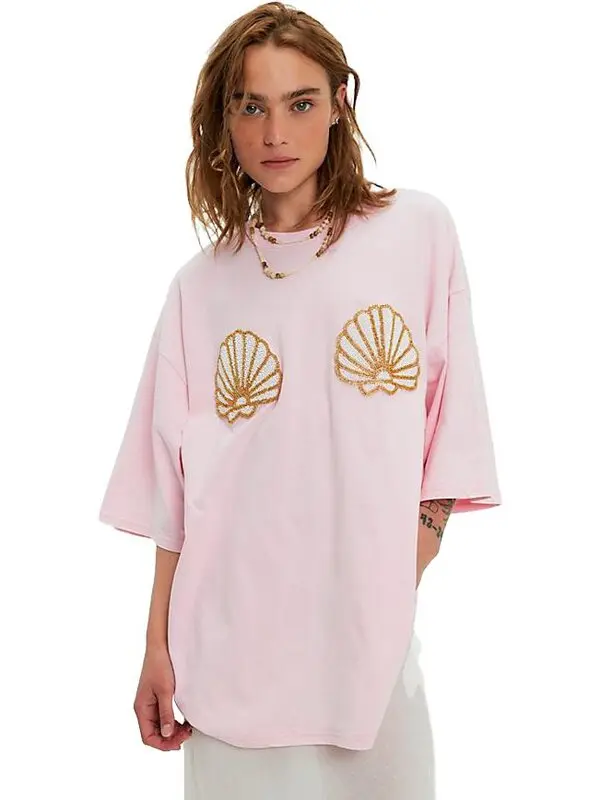 SABBI Seashell Embellished Oversized Tee - Pink