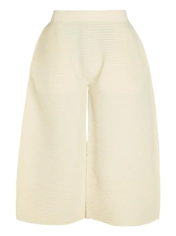 Issey Miyake Corrugated Cropped Ribbed-knit Trousers - Off White