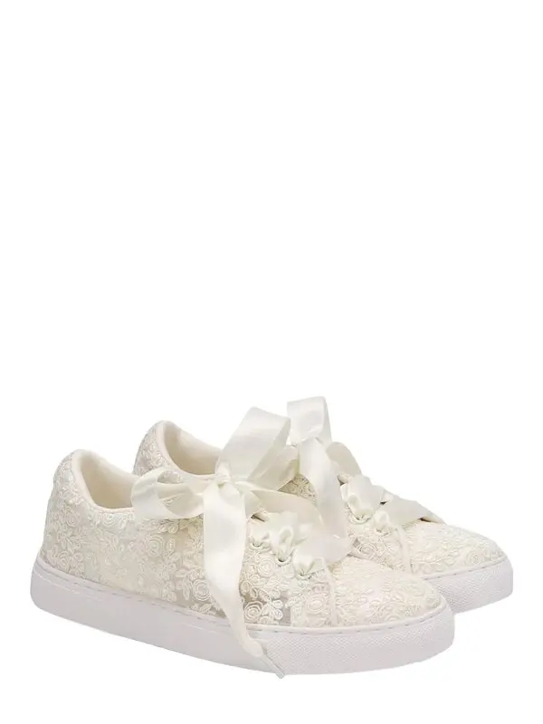KAILEE P Gia Crochet Lace Platform Sneakers - Ivory