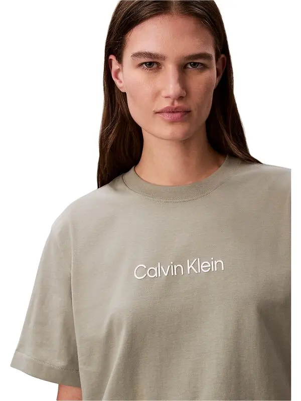 Calvin Klein Standard Logo Boxy Fit Crewneck T-shirt - Shadow