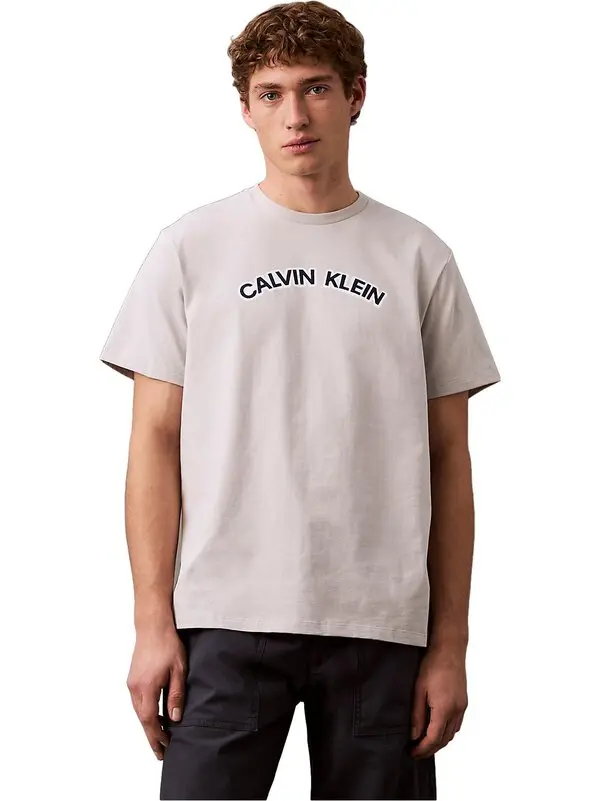 Calvin Klein Curve Logo Graphic Classic T-shirt - Gray Violet