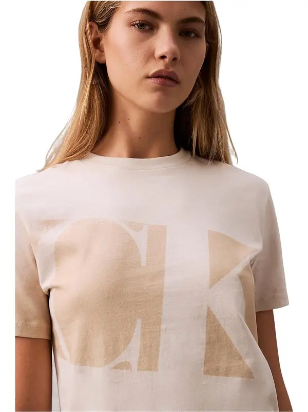 Calvin Klein Classic Fit Monogram Logo T-shirt - Chalk