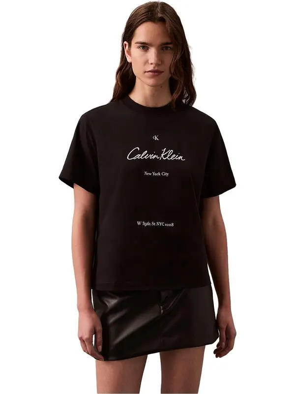 Calvin Klein Boxy Fit T-shirt - Black Beauty