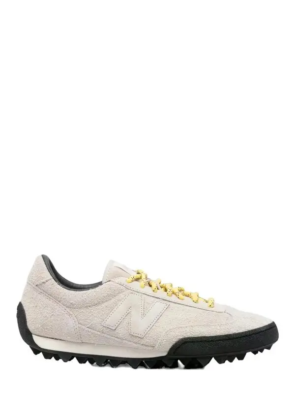NEW BALANCE Gator Run Ogo-patch Sneakers - Neutrals