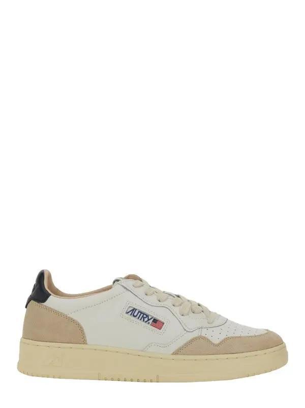 AUTRY Medalist Low Top Sneakers - White