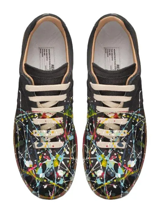 MAISON MARGIELA Low Top Sneakers - Black/paint.