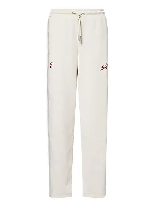 On Woven Track Jogging Bottoms - Pearl