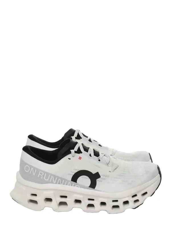 On Cloudmonster 3 Logo-print Sneakers - White
