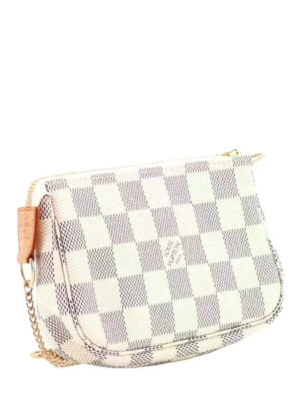LOUIS VUITTON Pochette Accessoires Damier Clutch - White