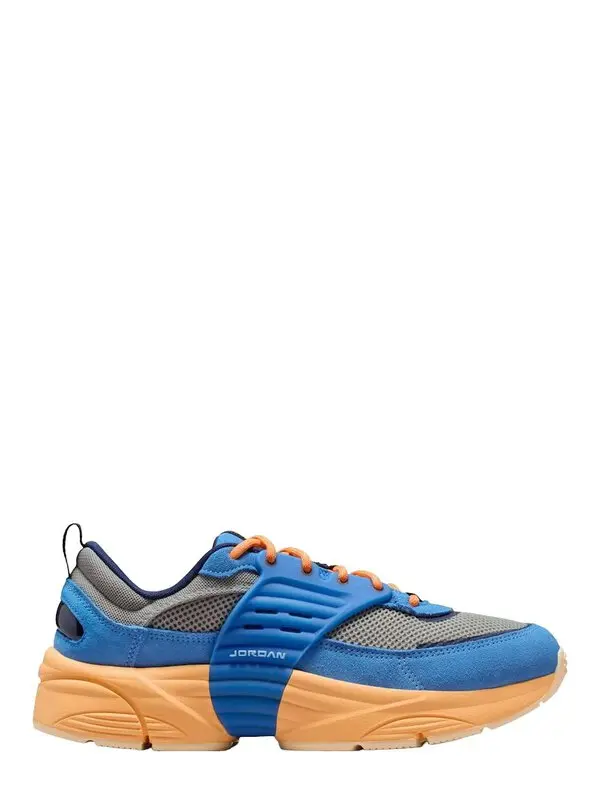 JORDAN Trunner O/s Spin Sneakers - Blue Beyond/atomic Orange