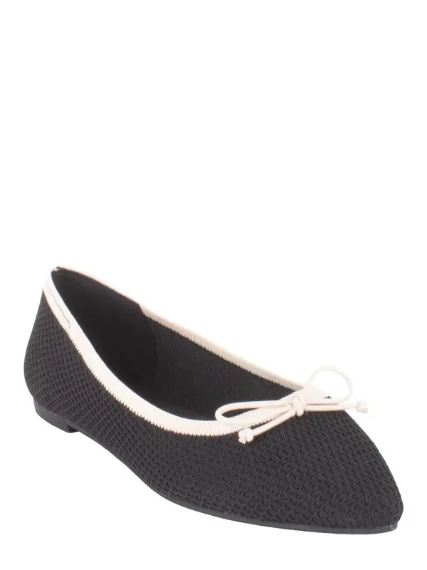 Tahari Bogota Pointed Toe Flat - Black/ivory