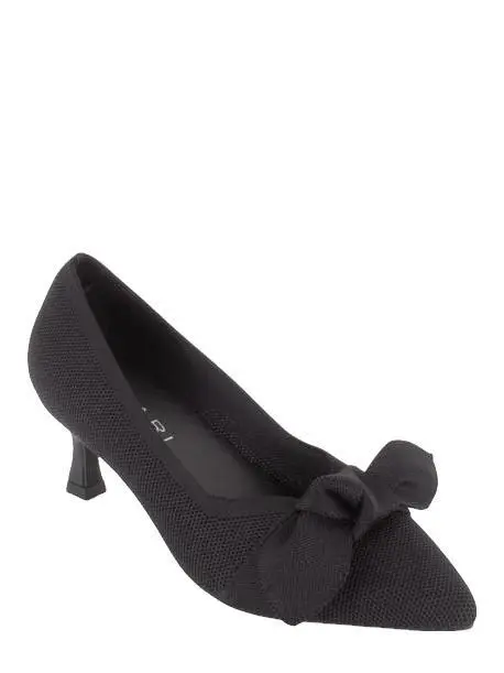 Tahari Limoges Pump - Black