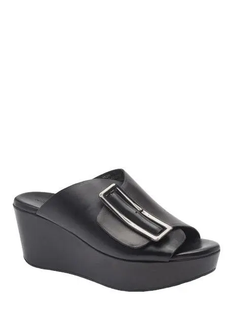 CHOCOLAT BLU Yasha Platform Wedge Sandal - Black Leather
