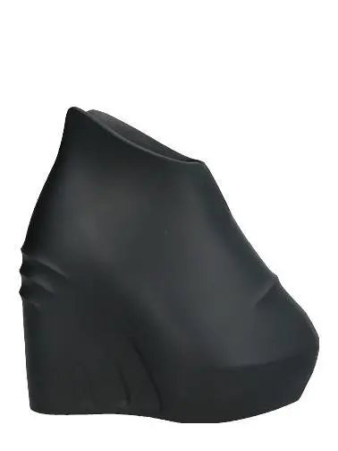 Givenchy Ankle Boots In Rubber - Black