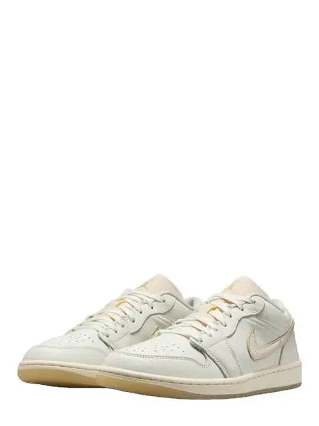 JORDAN Air 1 Low Se Basketball Sneakers - Sail/team Gold/pale Ivory