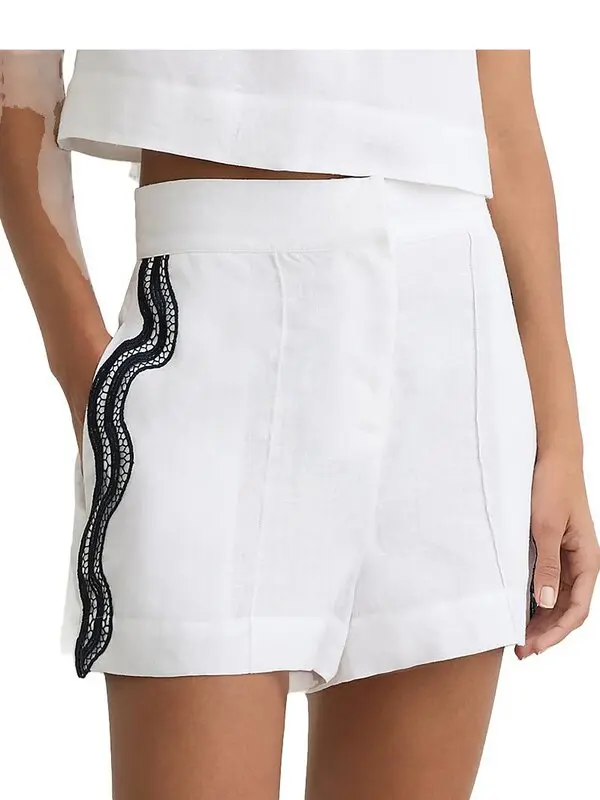 REISS Felicity Scallop Edge Linen Shorts - Ivory/navy