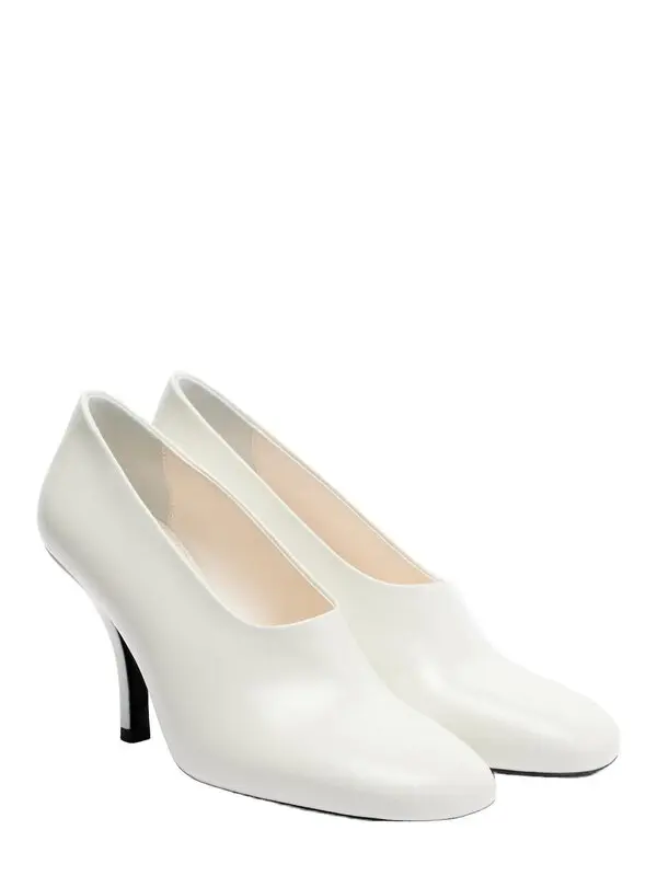TOTEME Leather Pumps - White