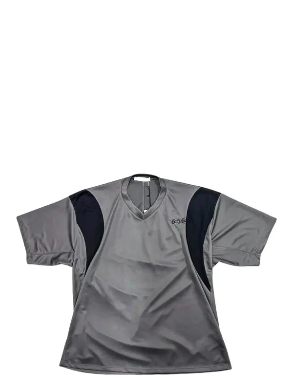Commission Panelled V-neck T-shirt - Grey