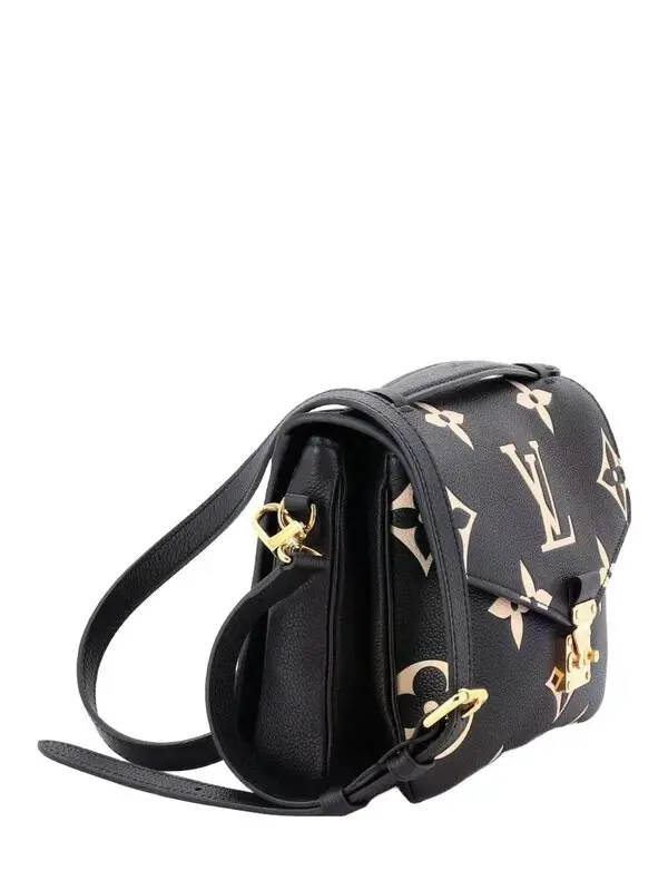 LOUIS VUITTON Pochette Metis Bicolor Monogram Empreinte Giant - Black