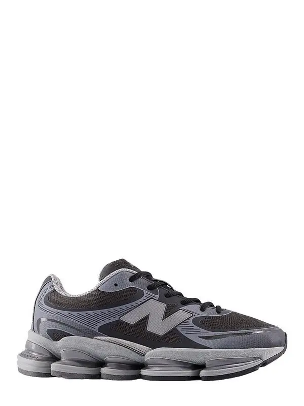 NEW BALANCE 2000 Athletic Sneakers - Grey