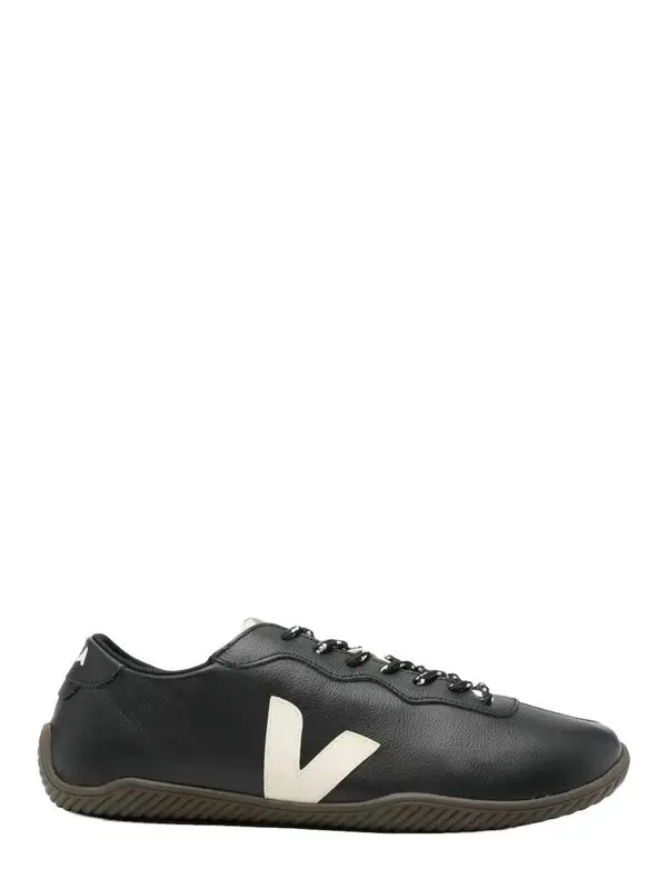 VEJA Jitsu Sneakers - Black